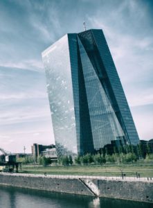 28 Amazing Examples Of Architecture - Link A Daily